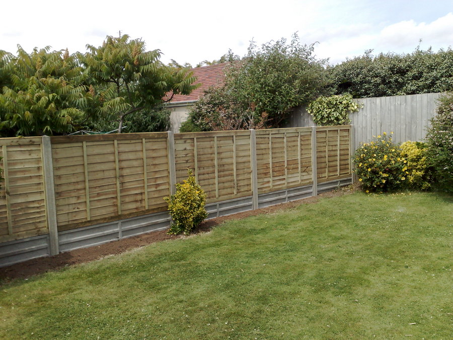 Gallery - Lewis Fencing | Fencing Contractors Poole, Bournemouth, Dorset